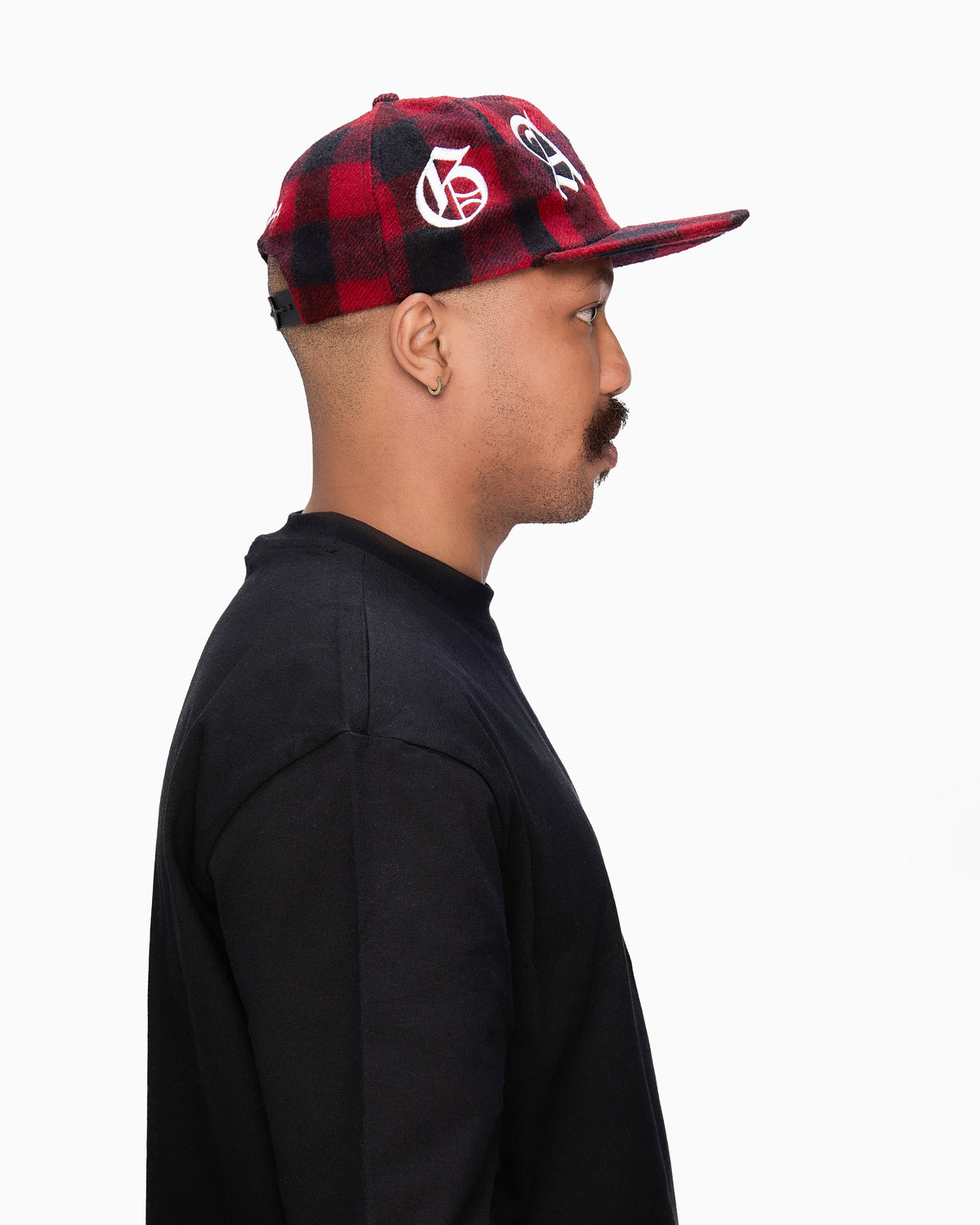 Red & Black Scotch Cap – Gaya